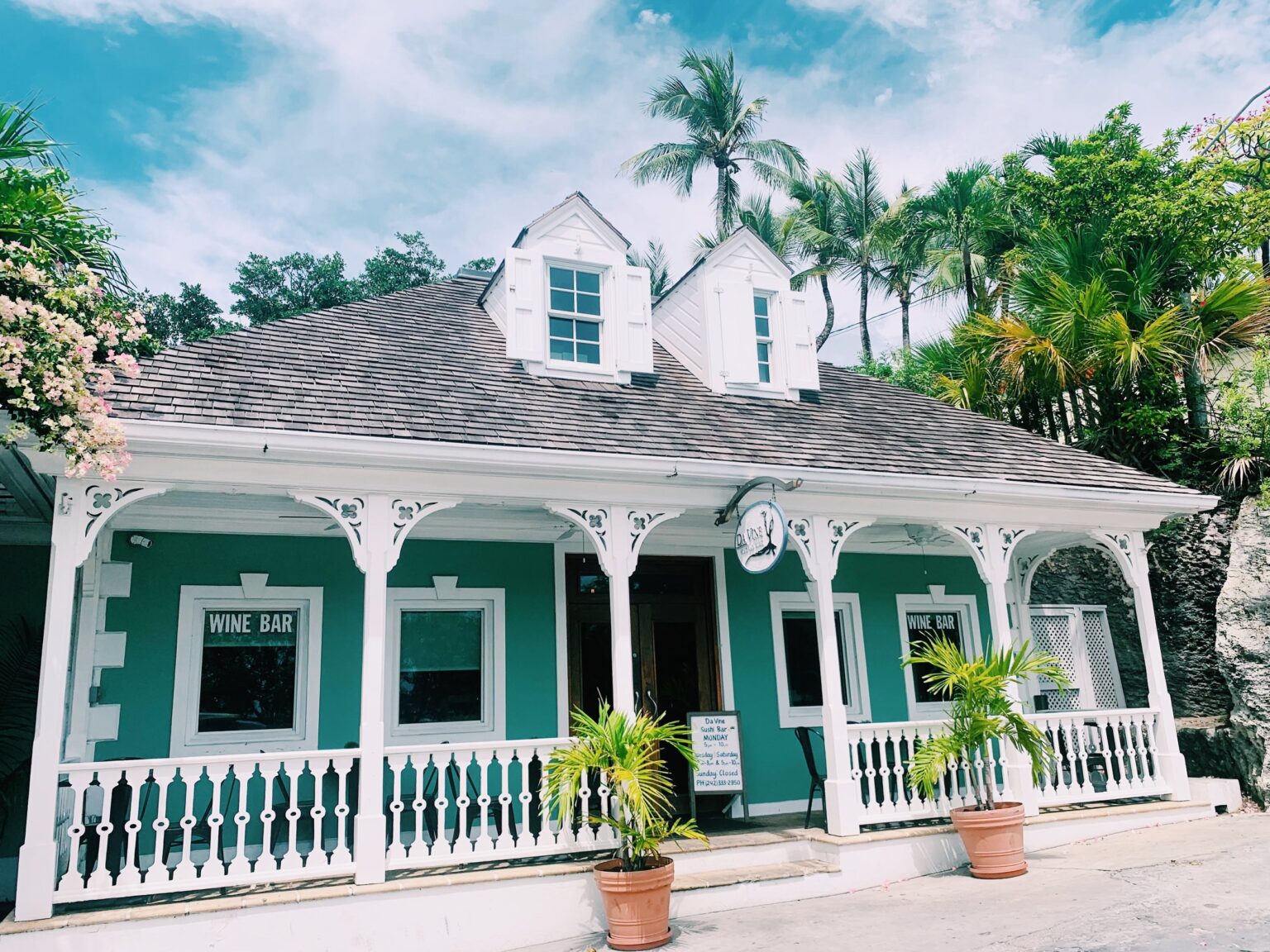 2025 List of the Best Harbour Island Bahamas Restaurants