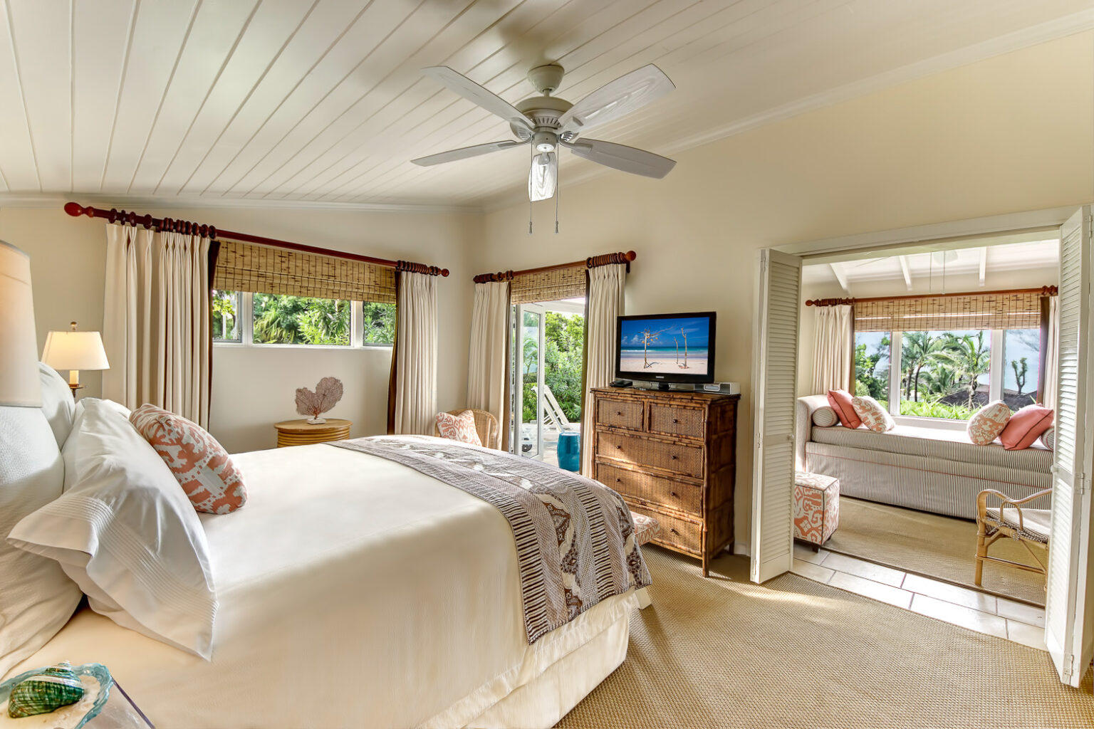 The Dunmore Hotel Harbour Island | Boutique Hotel Harbour Island